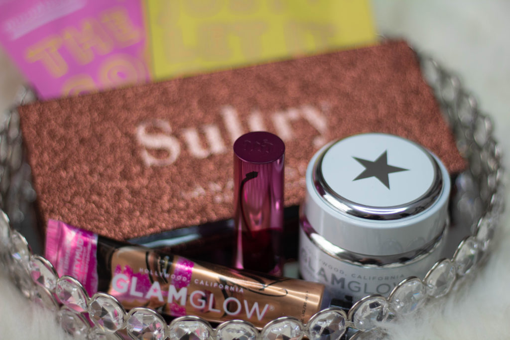 Makeup Lover's Gift Guide 2018 - Taylor, Lately