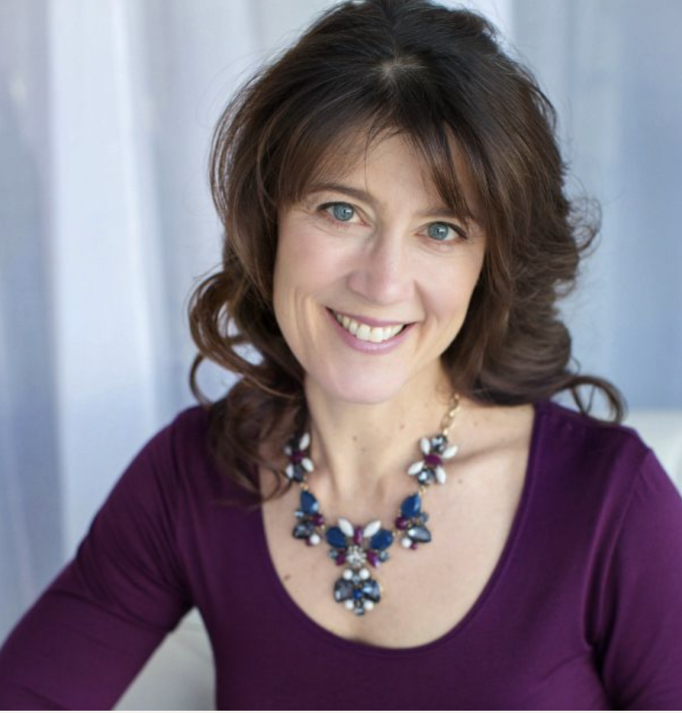 5 Healthy Habits To Keep You Hustling with Elizabeth Girouard - PODCAST ...
